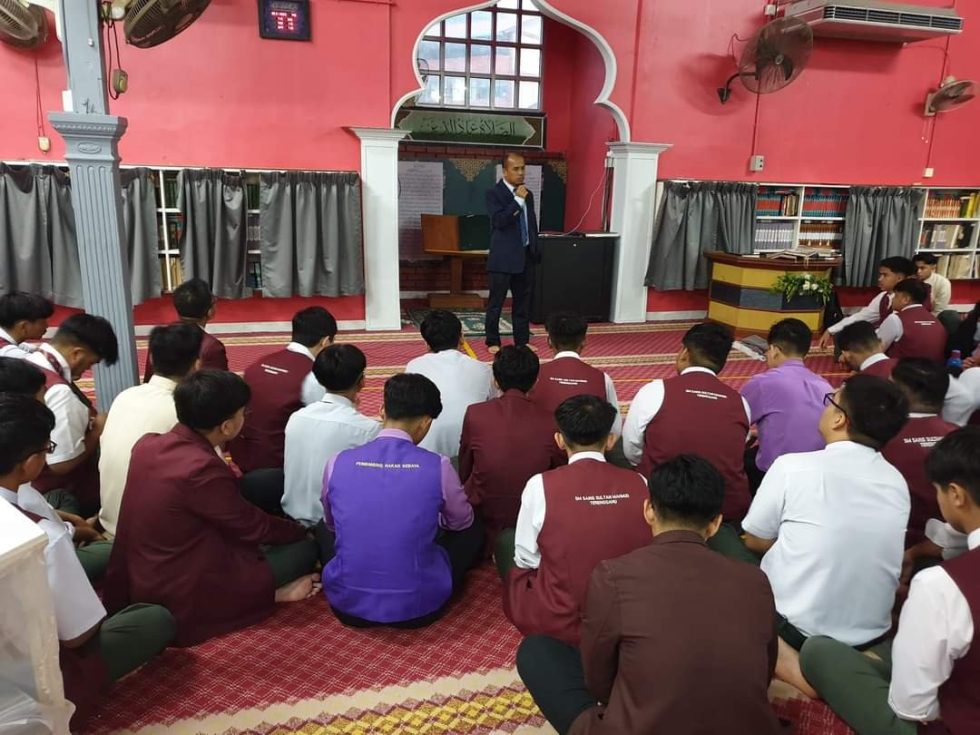 PELANCARAN PROGRAM SESMA MENUJU 40 HARI VIROSIANZ SPM 2022 | SM Sains ...